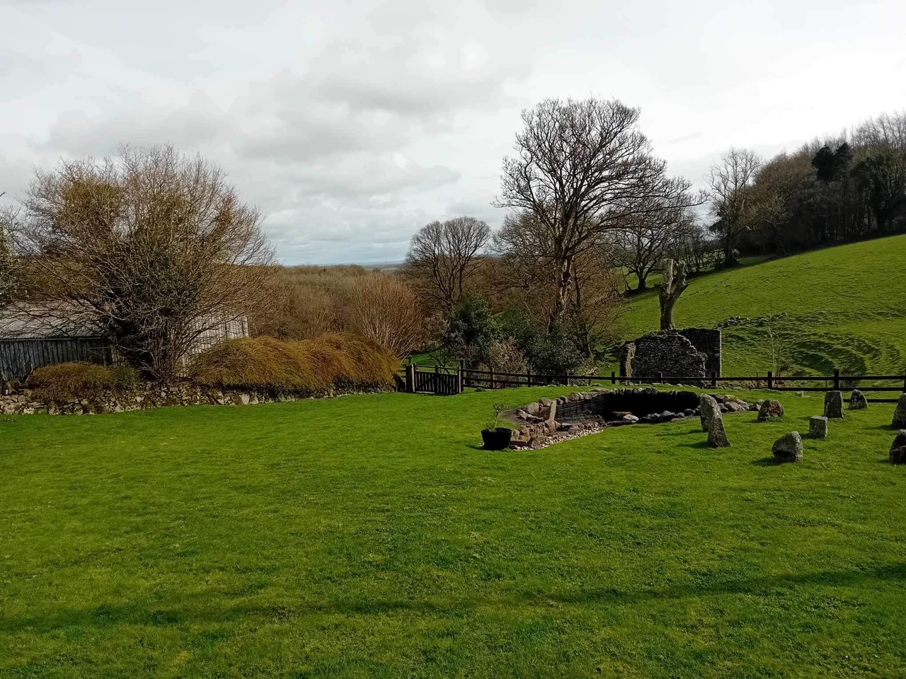 About Us | Solace in Devon